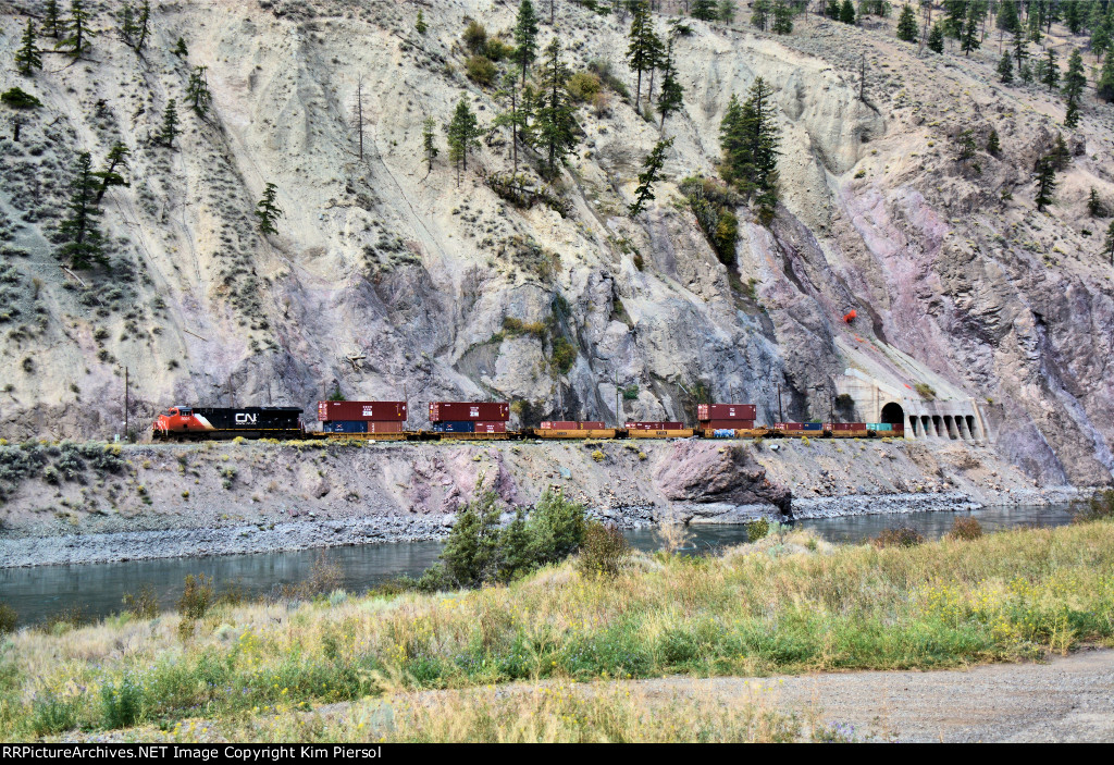 CN 3025 WB CN Ashcroft Sub at the Skoonka Tunnels